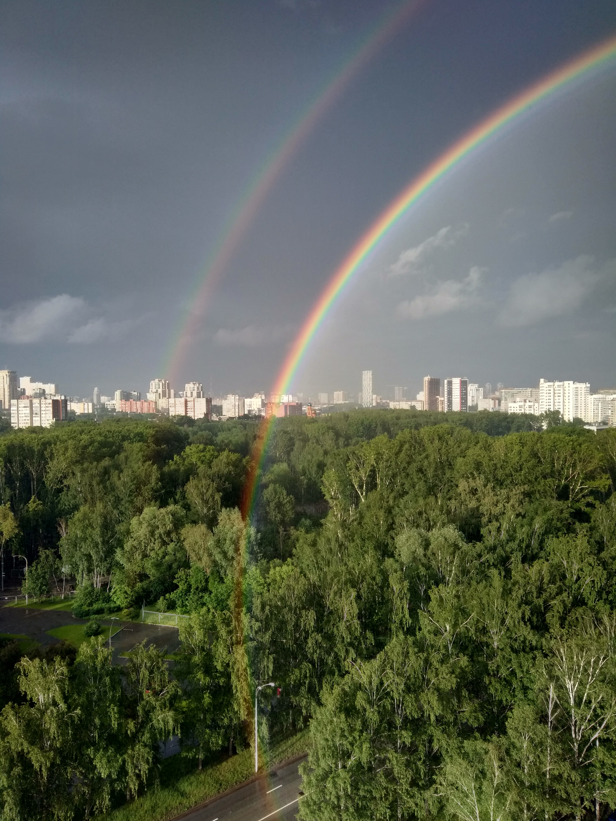Просто радуга после дождя в субботу (06.06.2026) | Пикабу